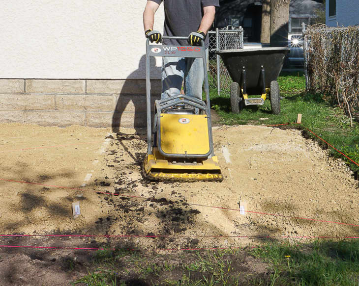 DIY Tips: The Best Way to Lay a Brick Paver Patio | Apartment Therapy