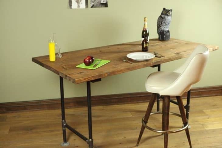 10 Ultra Easy DIY Table Project Tutorials Anyone Can Tackle | Apartment ...