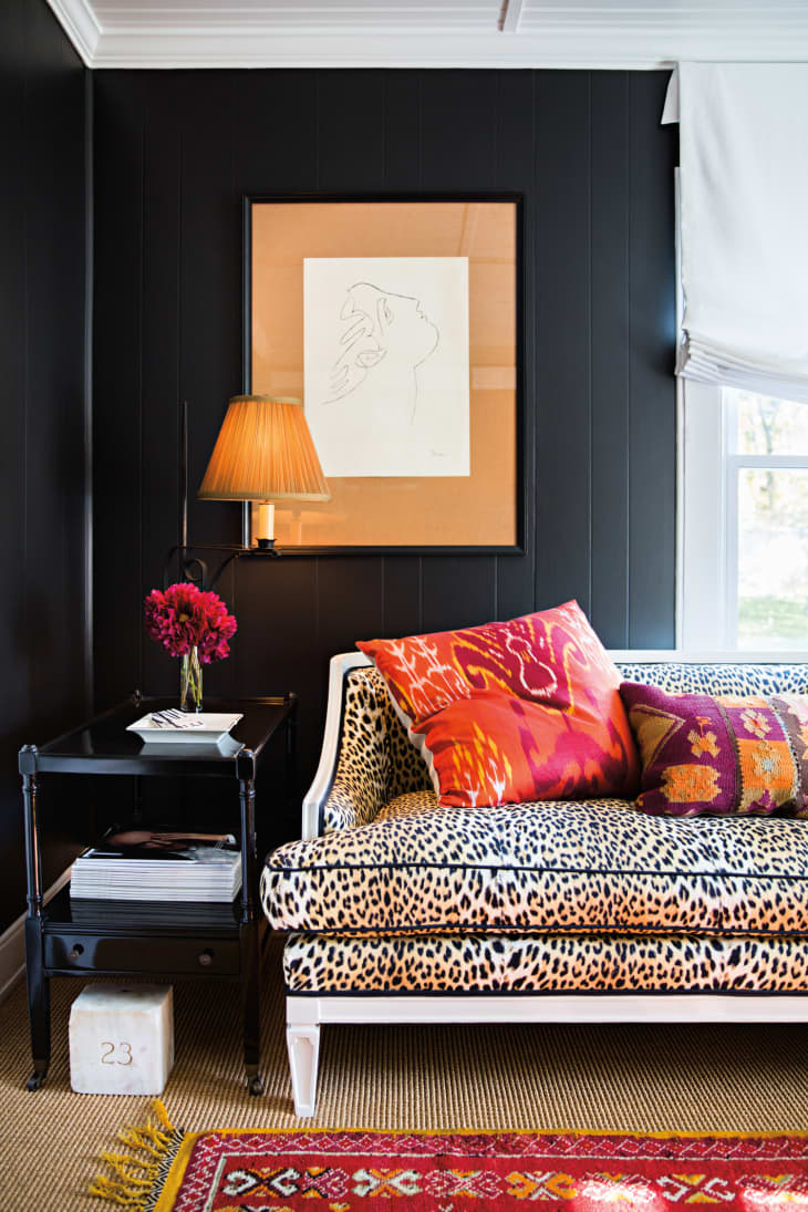 10 Rooms With Modern, Patterned Sofas | Apartment Therapy