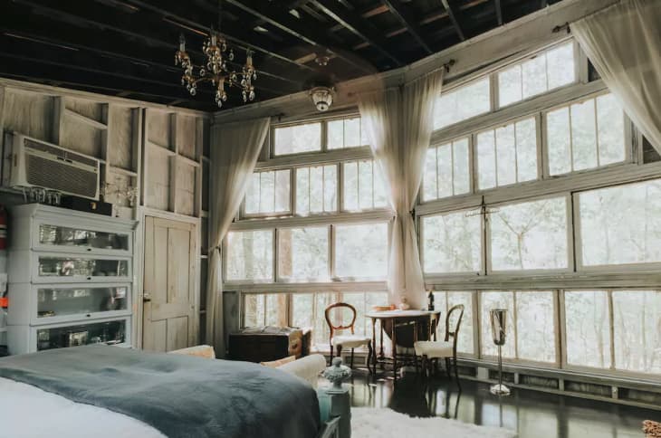 The Most Stylish Airbnb Treehouses - Treehouse Rentals | Apartment Therapy