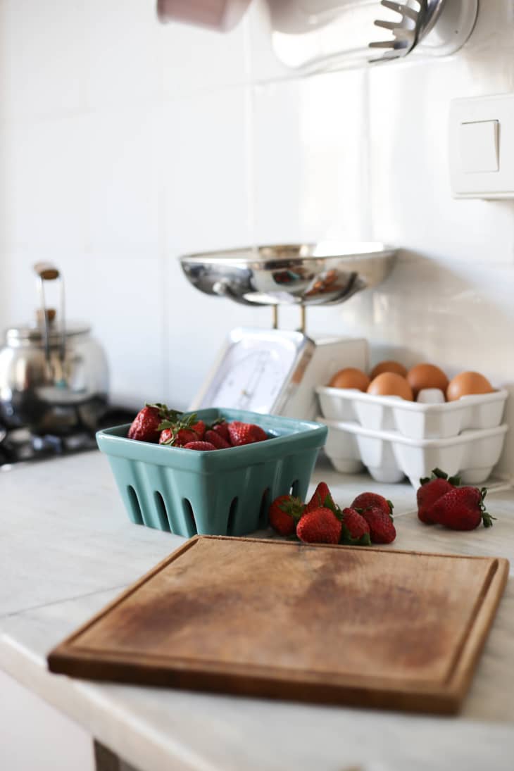 6 Mindfulness Practices for Busy Weeknight Cooking | The Kitchn