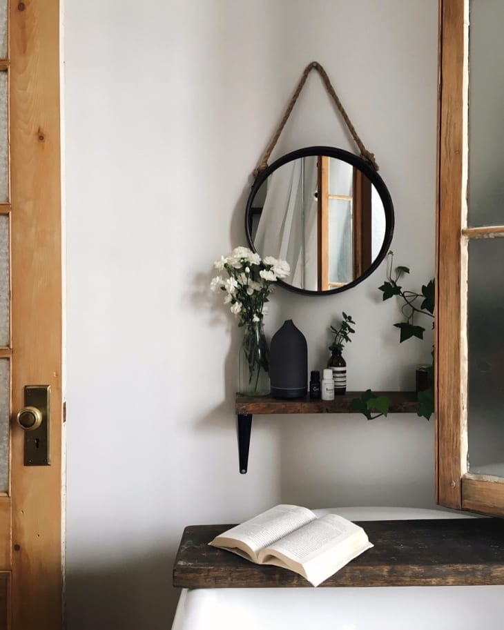 A Small Minimal Lost Studio Apartment in Canada | Apartment Therapy