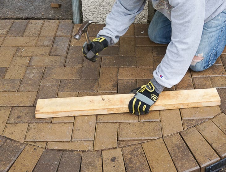 DIY Tips: The Best Way to Lay a Brick Paver Patio | Apartment Therapy