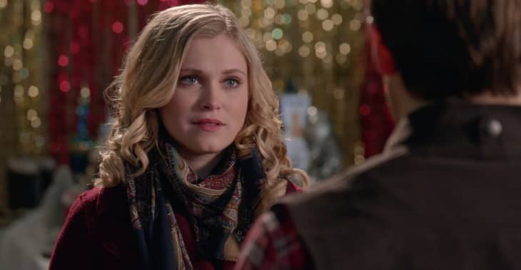 Netflix Special Christmas Inheritance Movie Review | Apartment Therapy