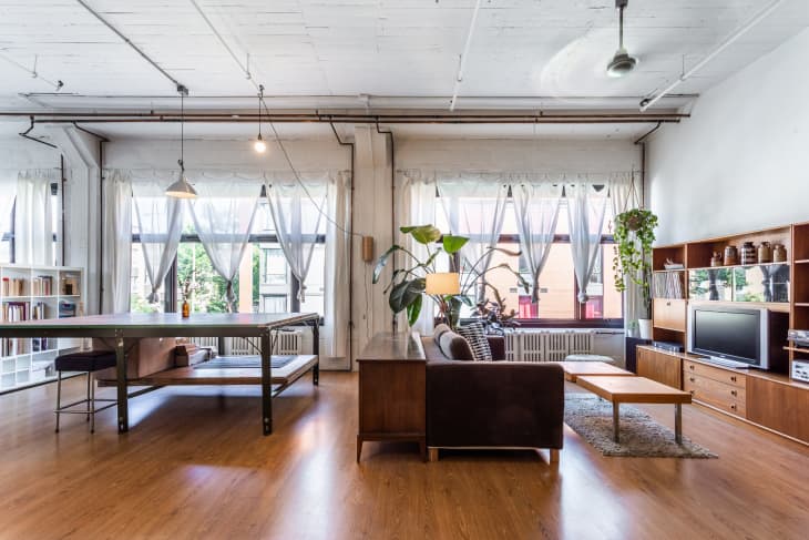 A Modern Plant-Filled Montreal Loft | Apartment Therapy