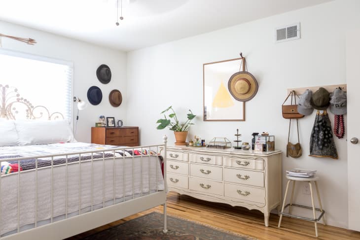 House Tour: A Young Couple's Free-Spirited Full House | Apartment Therapy