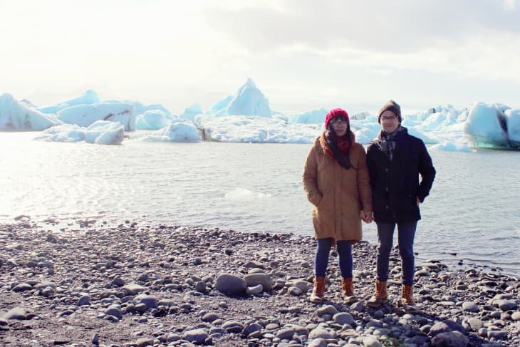 Eclectic Travelers Share Their Life and Apartment in Chicago ...