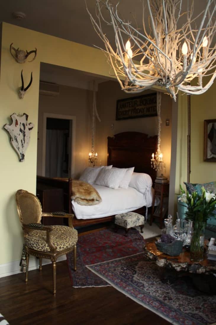 Suzi’s European Country Style Condo | Apartment Therapy