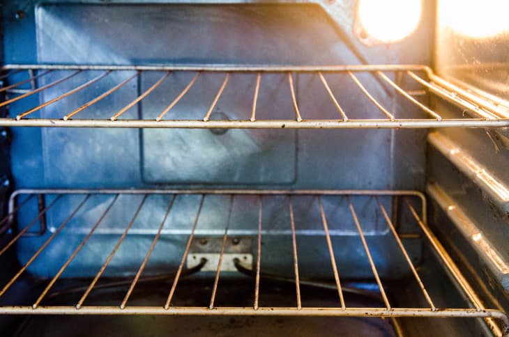 7 Biggest Oven Mistakes, According to Appliance Repair Pros | The Kitchn