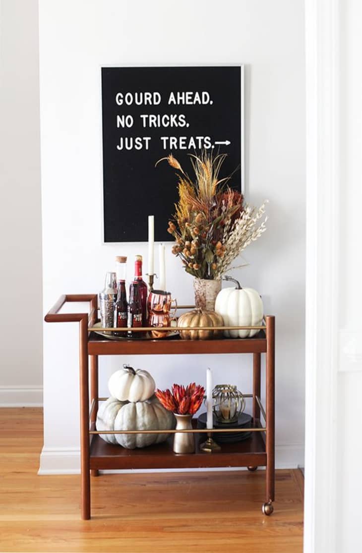 60 Fun Fall Decorating Ideas - Best Autumn Home Decor Ideas | Apartment ...