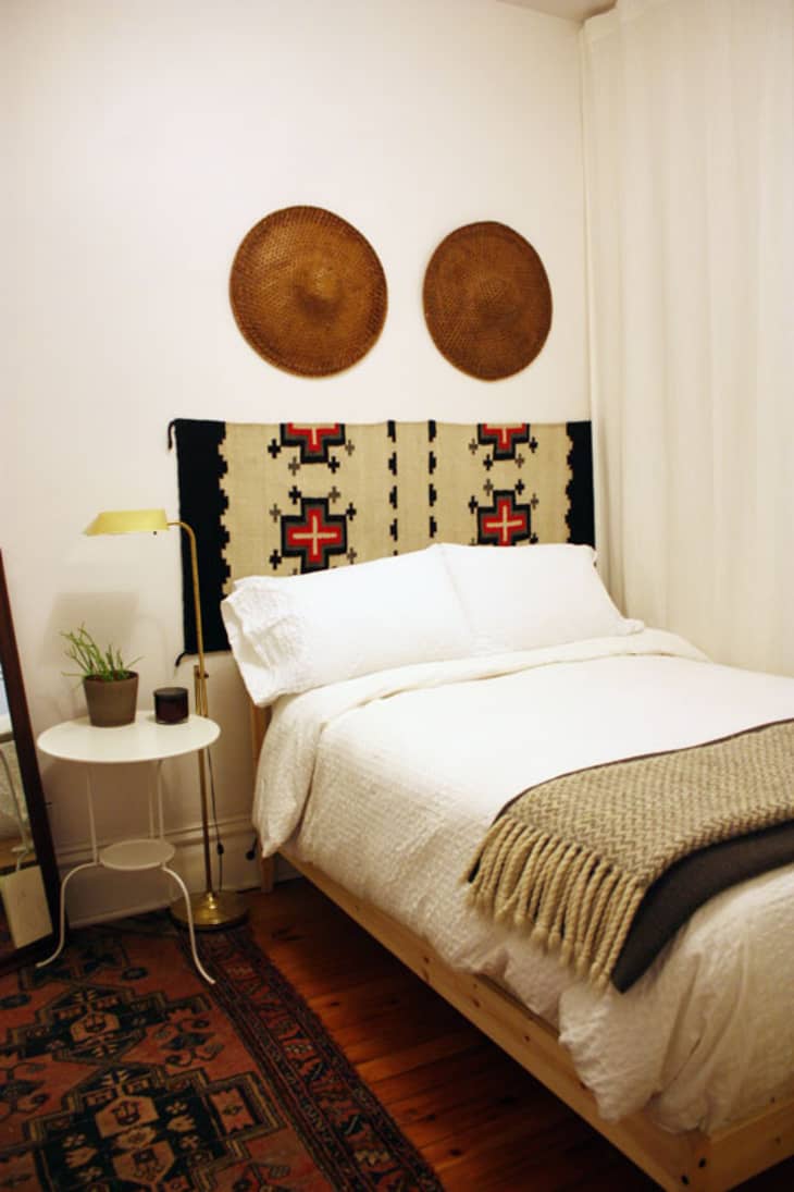 Go Beyond Art Above Your Bed: 11 Stylish Ideas That Will Wow in Your ...