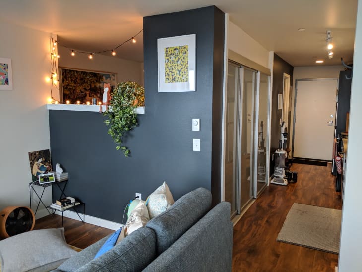 Small Seattle Apartment Modern Urban Style | Apartment Therapy