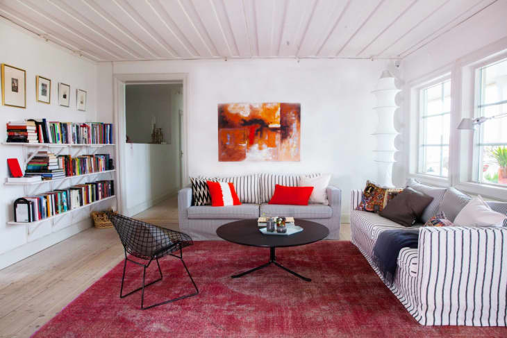 Art Power GIFS: See How Art Upgrades These Rooms | Apartment Therapy