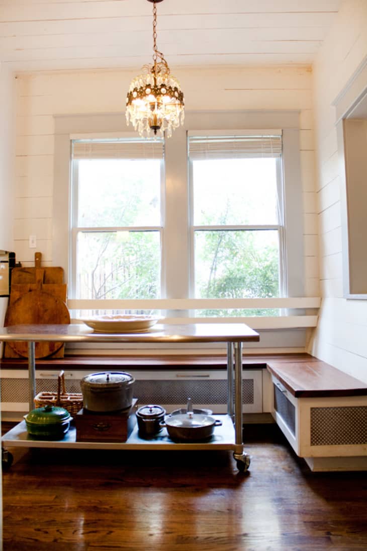19 Small Breakfast Nooks for a Cozy Dining Space | Apartment Therapy