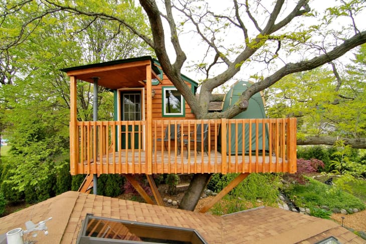 The Most Stylish Airbnb Treehouses - Treehouse Rentals | Apartment Therapy