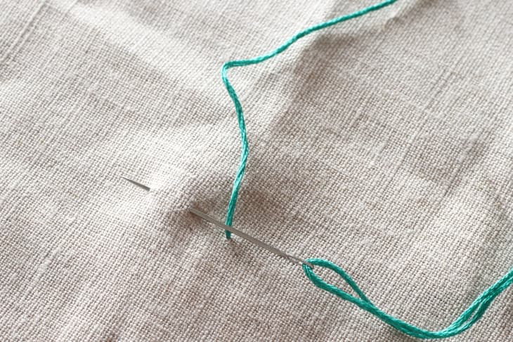 How to Sew Basic Stitches: 6 Stitch Photo Tutorials | Apartment Therapy