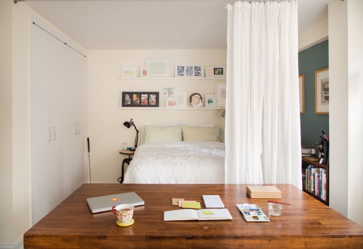 Emily’s Super Sunny Small Studio Apartment | Apartment Therapy
