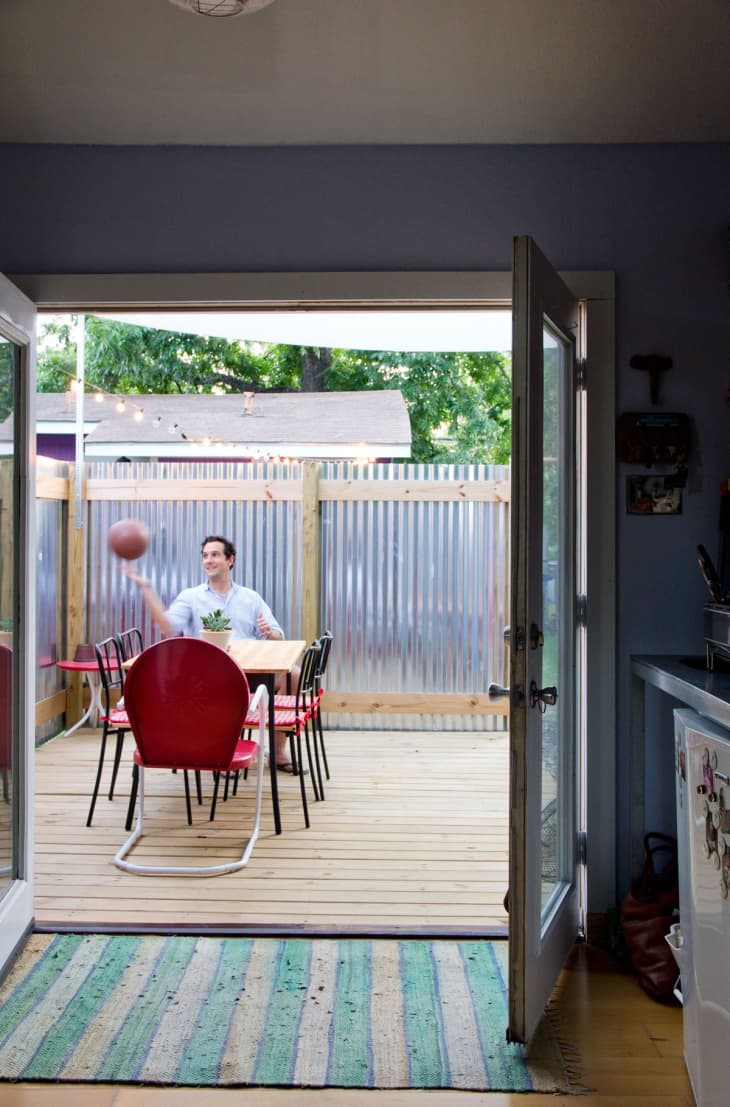 Here’s What the Kitchen in a 250 Square Foot Studio Looks Like | The Kitchn