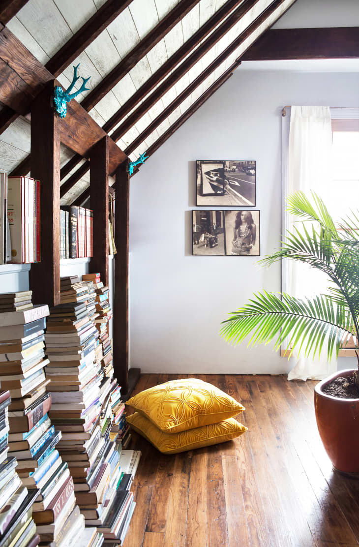 The Benefits of Reading - Weekend Projects 2018 | Apartment Therapy