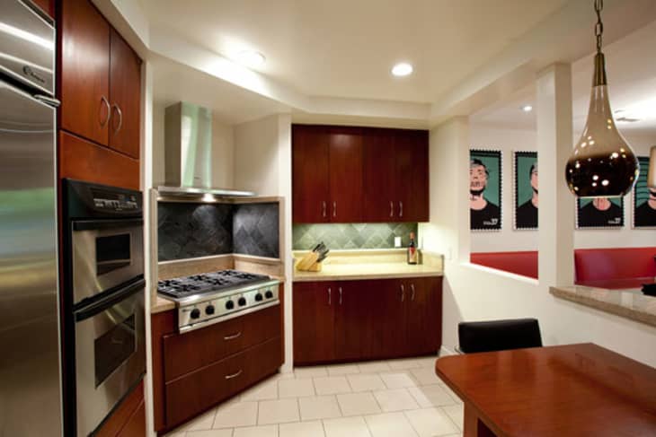 Chad Rogers’ Modern, Pet-Friendly Condo | Apartment Therapy