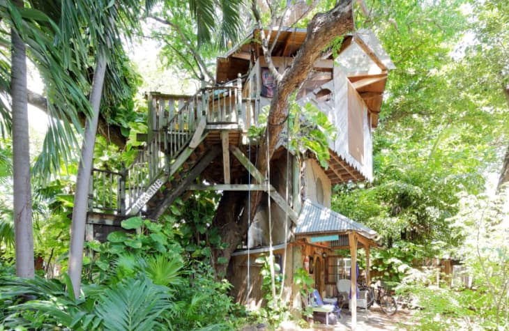 The Most Stylish Airbnb Treehouses - Treehouse Rentals | Apartment Therapy
