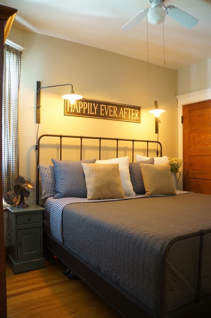 House Tour: Cozy Farmhouse Style, Evolved | Apartment Therapy