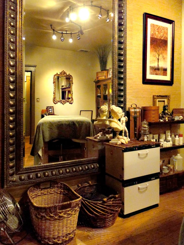 Matt Leyes’ Men’s Grooming Parlor | Apartment Therapy