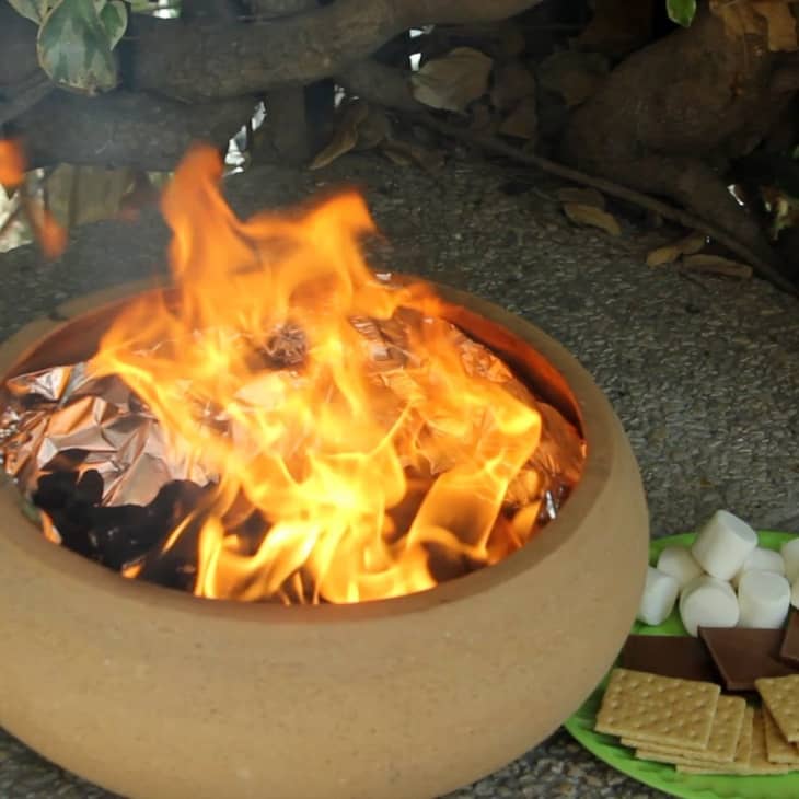 3 Easy Ways to Build a Backyard Fire Pit | The Kitchn
