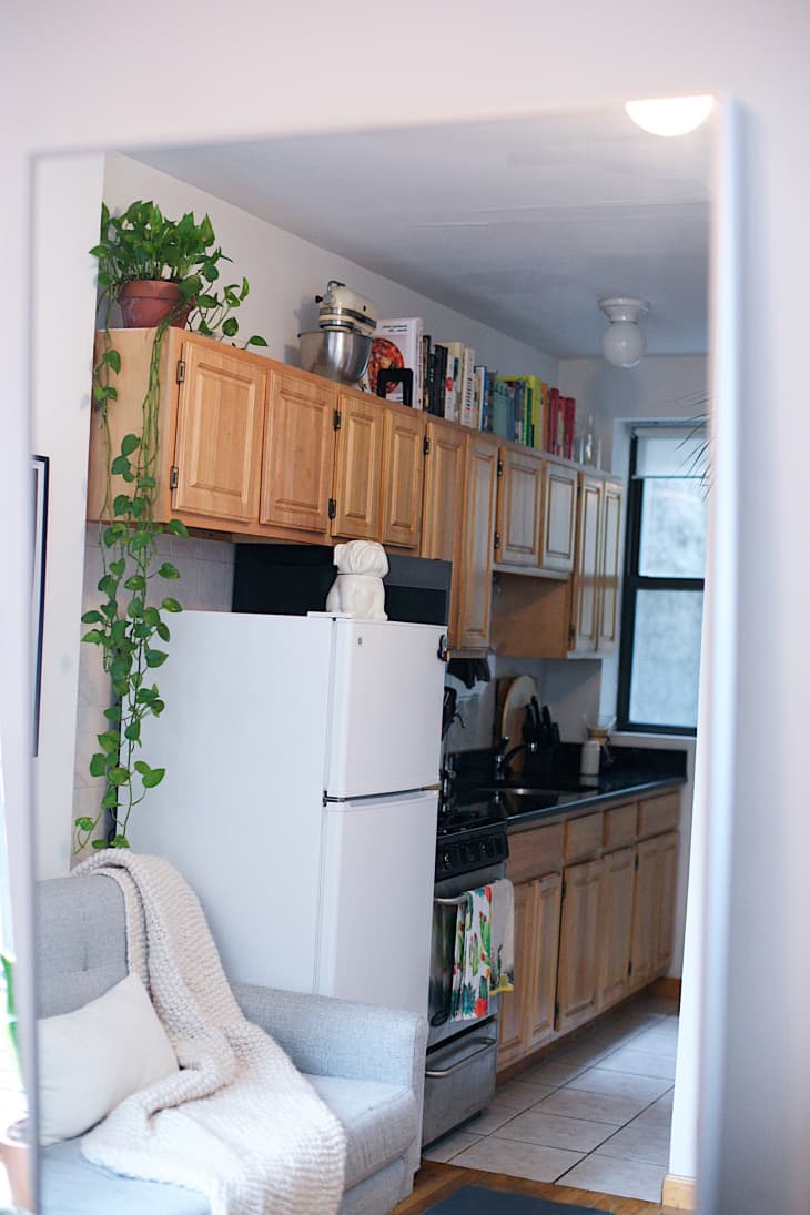 Small Apartment Decor and Storage Solutions | Apartment Therapy