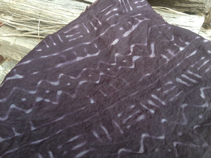 DIY to Try: How To Make Your Own Mudcloth | Apartment Therapy