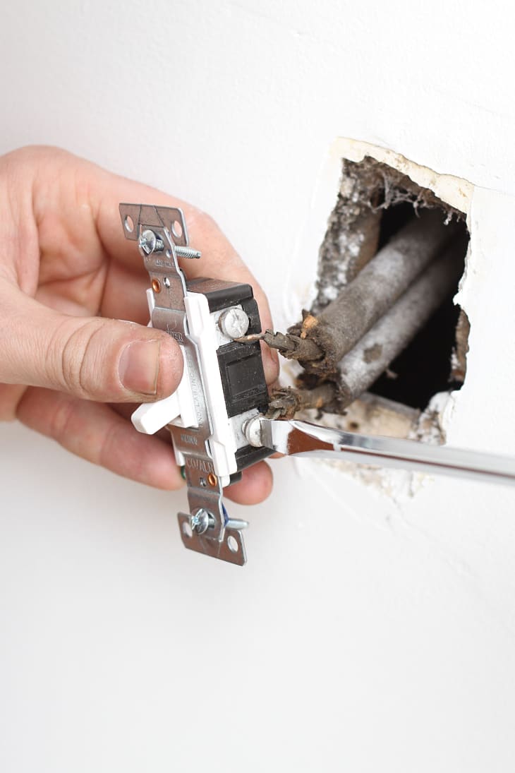 How To Replace a Light Switch | Apartment Therapy