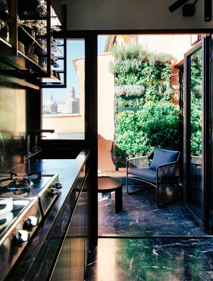 A Tiny Home in Rome With an Unusual Floor Plan & Luxe Look | Apartment ...