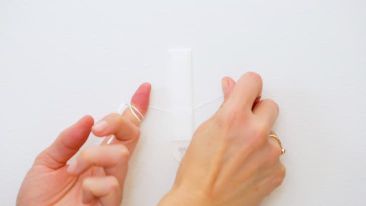 How to Use Command Strips: 6 Mistakes to Avoid | Apartment Therapy