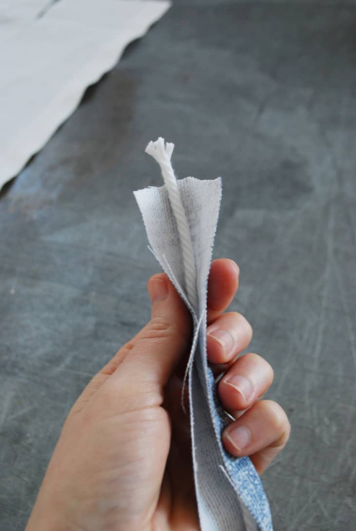 DIY Upholstery Project: How Make Your Own Custom Fabric Piping (or ...