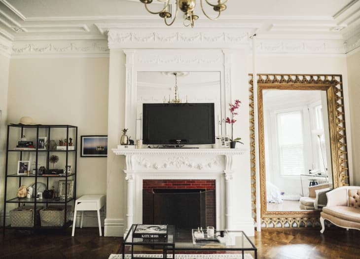 See a Boston Studio Apartment With Great Architecture | Apartment Therapy
