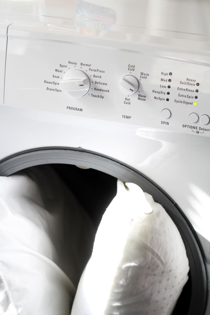 This Weekend: Make Doing Laundry More Efficient | Apartment Therapy