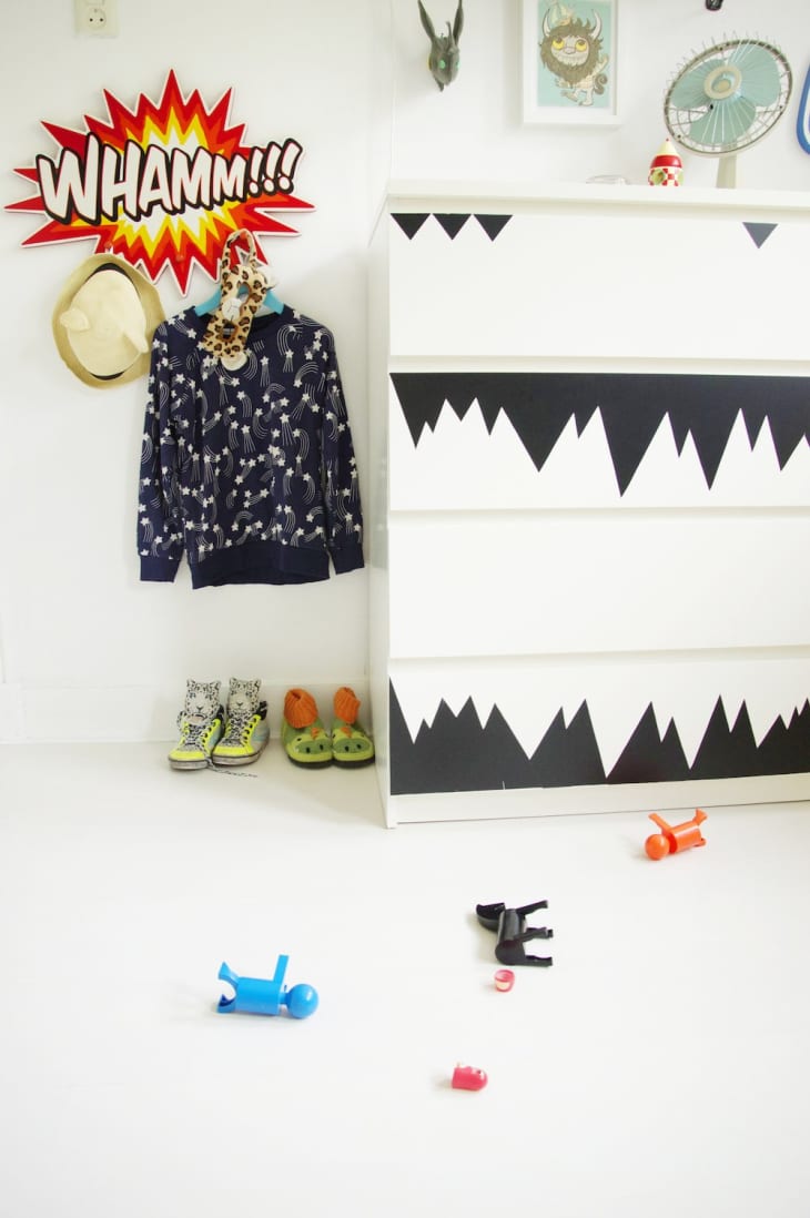 A Colorful Boy's Room in Blue and Yellow | Cubby