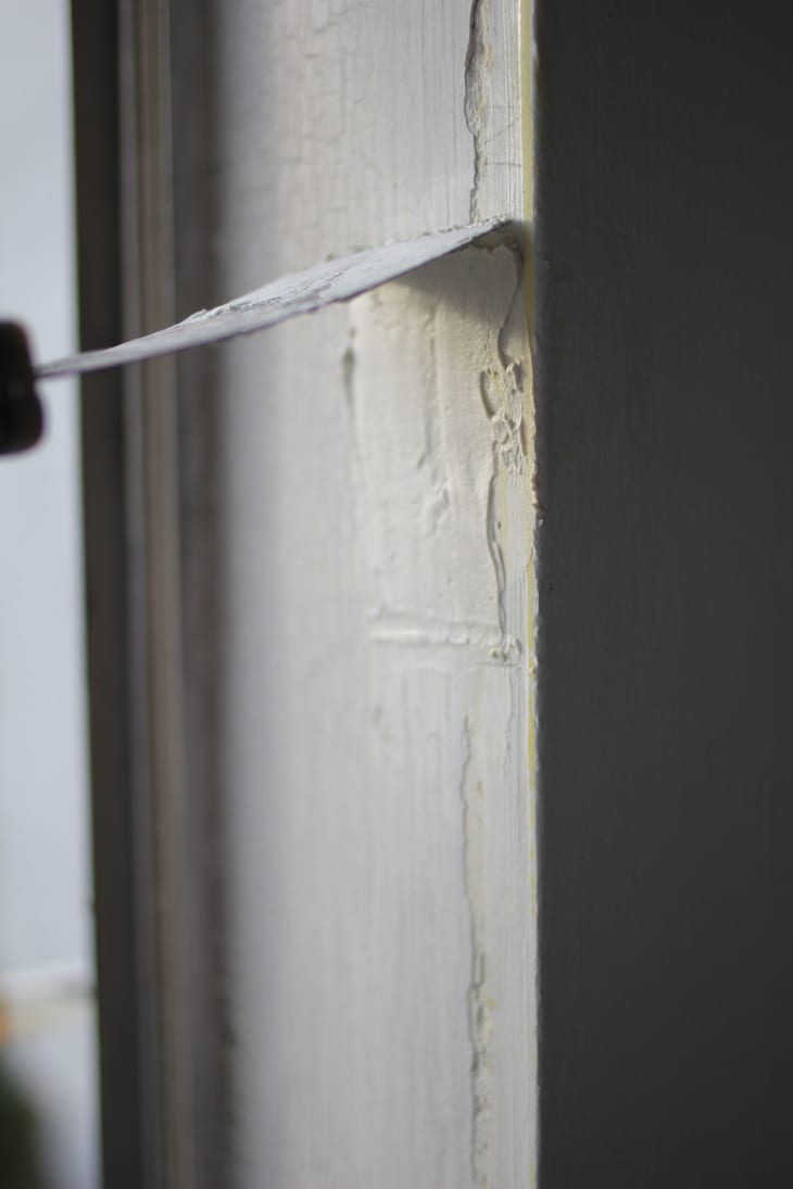 How To Repair and Prep Cracked and Crumbling Walls for Painting ...