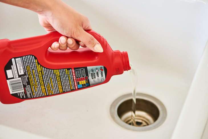 How to Unclog a Kitchen Sink, According to Master Plumbers (Step-by ...