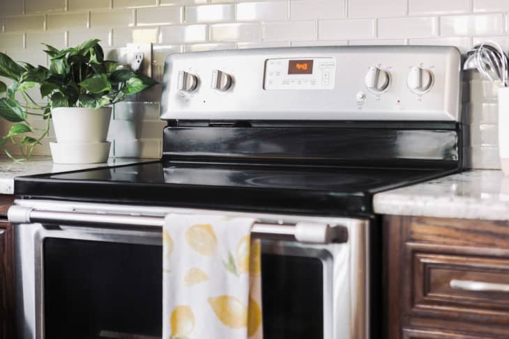 12 Clever Tips for Maximizing Storage in a Tiny Kitchen | The Kitchn