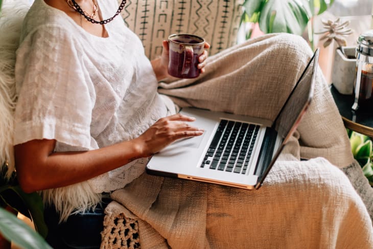 I Gave Up Mindless Scrolling for a Day — Here’s How It Went | Apartment ...