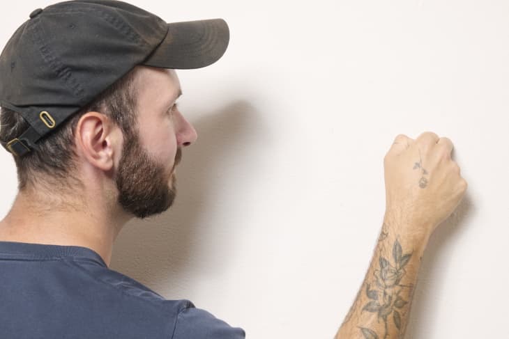 How to Find a Stud in a Wall with & without a Stud Finder | Apartment ...