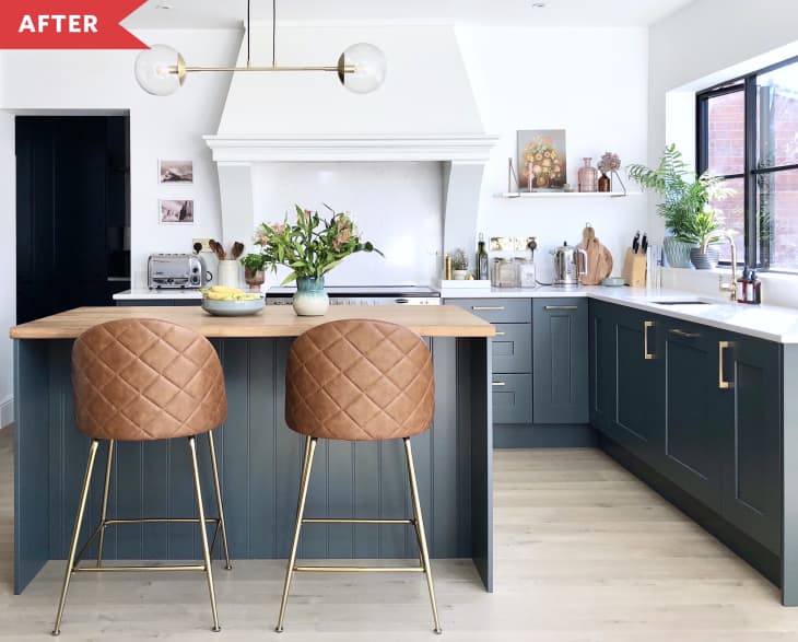 Open-Concept Kitchen with Open Shelves and Dark Base Cabinets ...