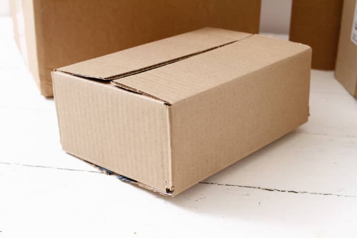 How to Give Gifts in Cardboard Shipping Boxes | Apartment Therapy