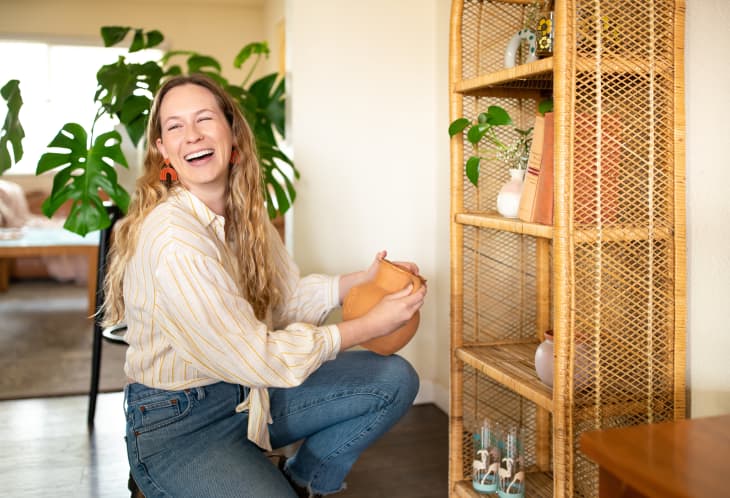 8 of the Best TikTok and Instagram Accounts to Follow for Thrifting ...