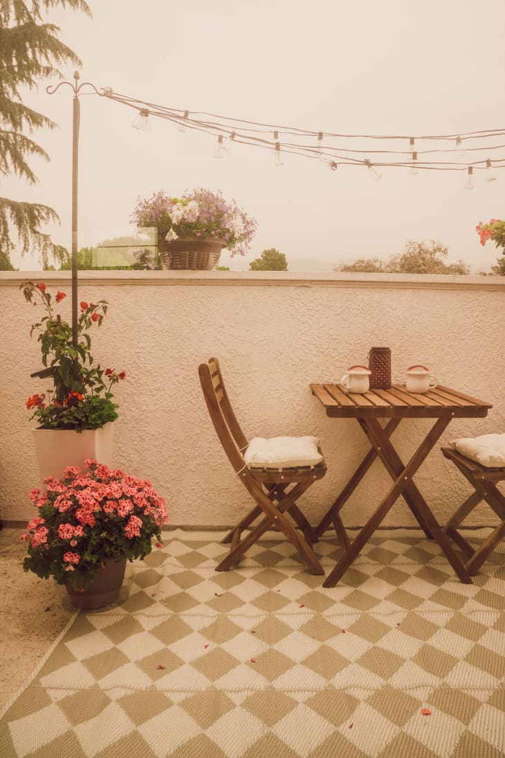 How to Make String Light Planters - Steps and Photos | Apartment Therapy