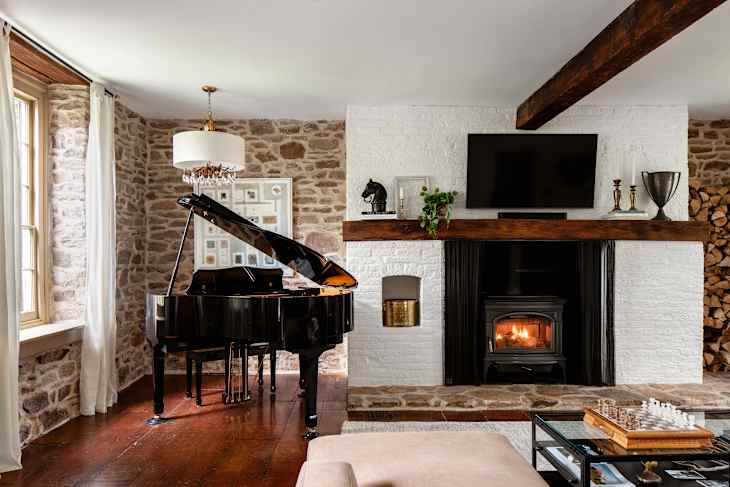 8 Colors That Work Benjamin Moore’s Swiss Coffee Paint Color ...