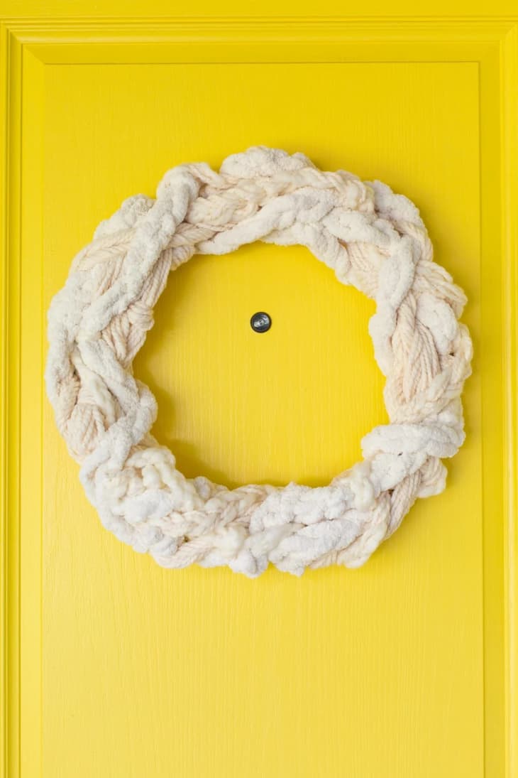 22 DIY Fall Wreaths That Are Easy to Make & Beautiful | Apartment Therapy