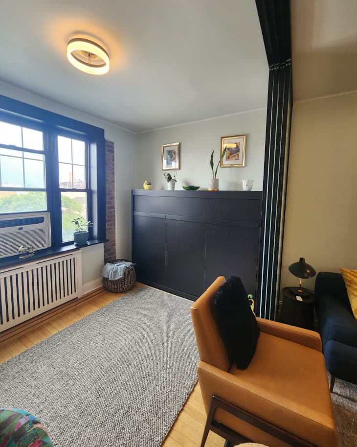 A Rundown NYC Living Room Gets a Multifunctional Makeover | Apartment ...