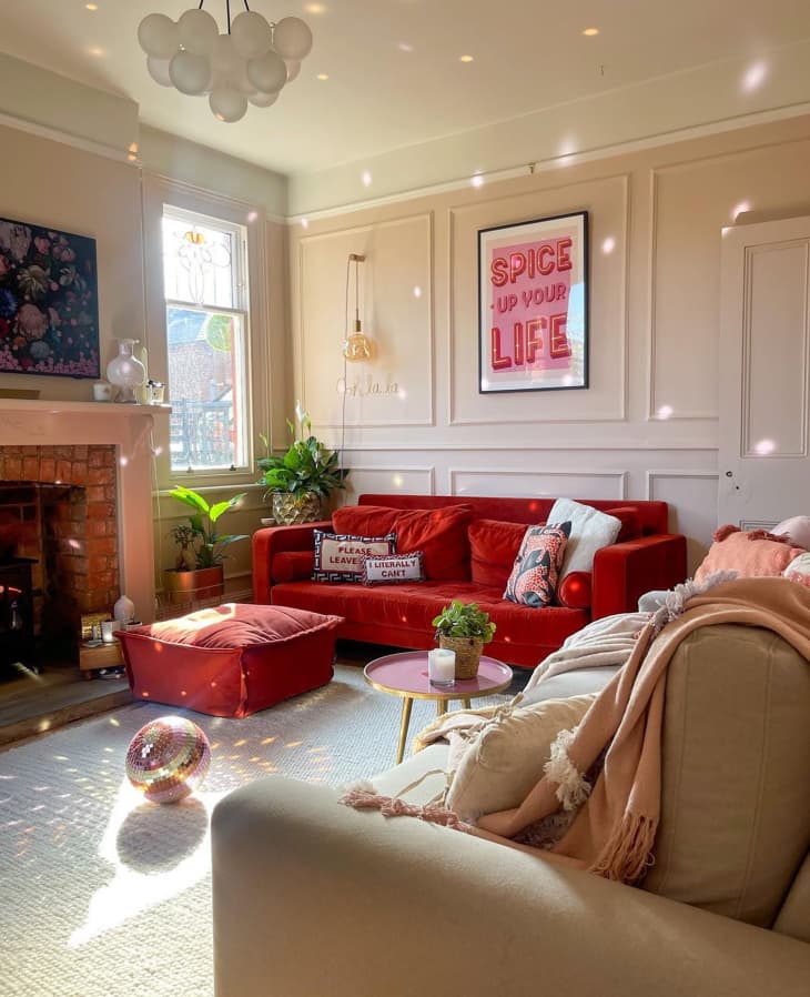 15 Colors That Go Perfectly With Burgundy Apartment Therapy